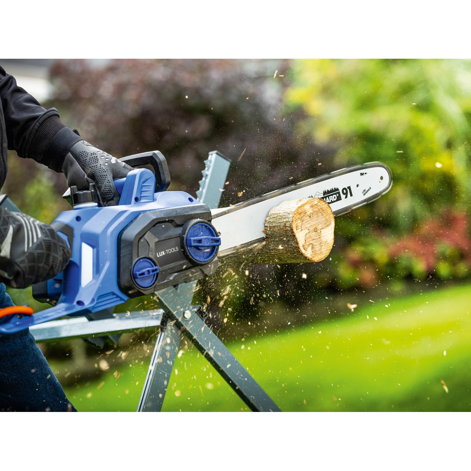 LUX-TOOLS Elektrická řetězová pila E-KS-2000/405 nakoupit u OBI