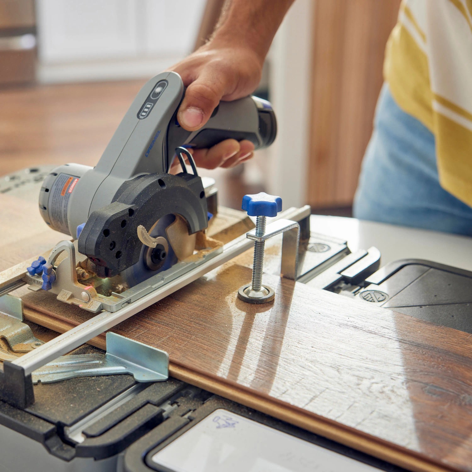 Dremel Mobilní řezací stanice Blueprint CS12V-S1C nakoupit u OBI