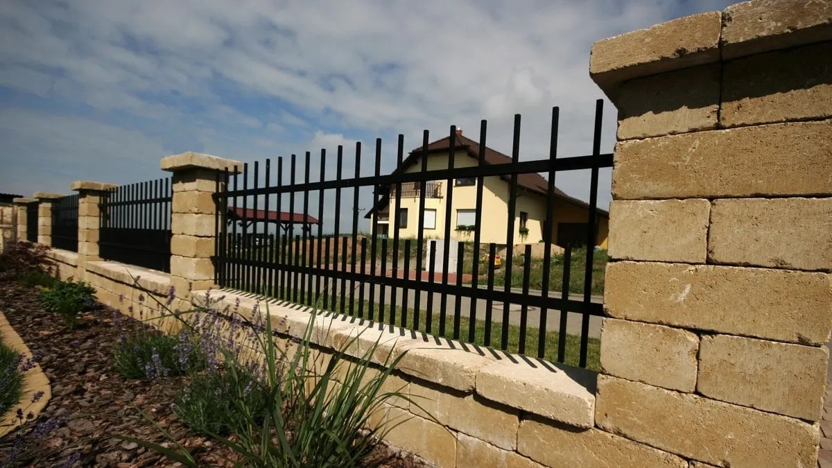 Semmelrock Plotový systém Castello poloviční kámen, písková, 20 x 20 x ...