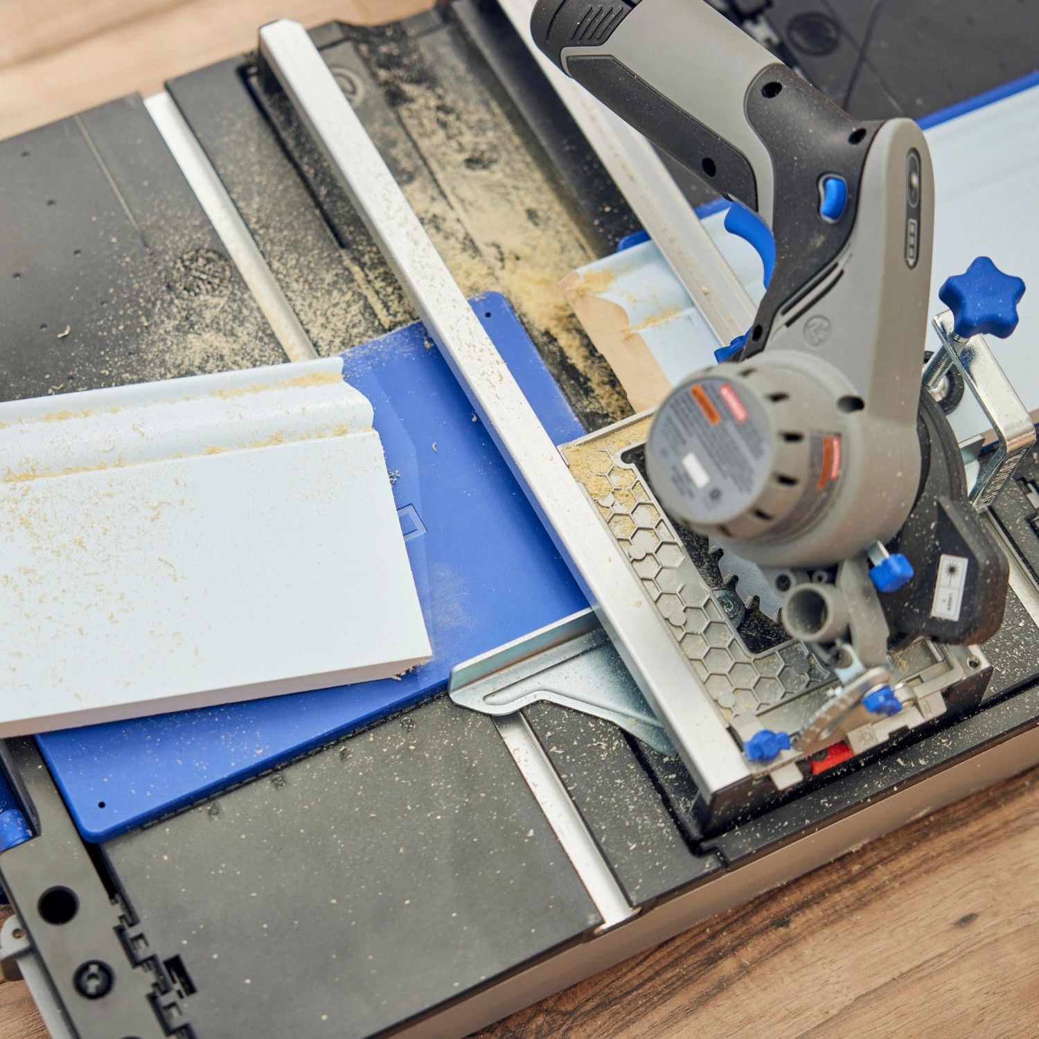 Dremel Mobilní řezací stanice Blueprint CS12V-S1C