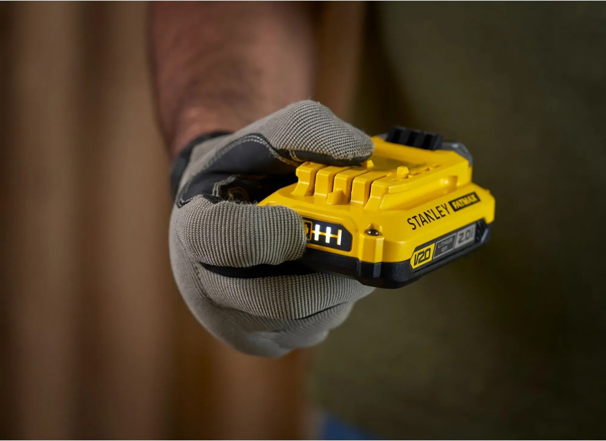 STANLEY FATMAX Akumulátor SFMCB202-XJ, 18 V, 2,0 Ah nakoupit u OBI