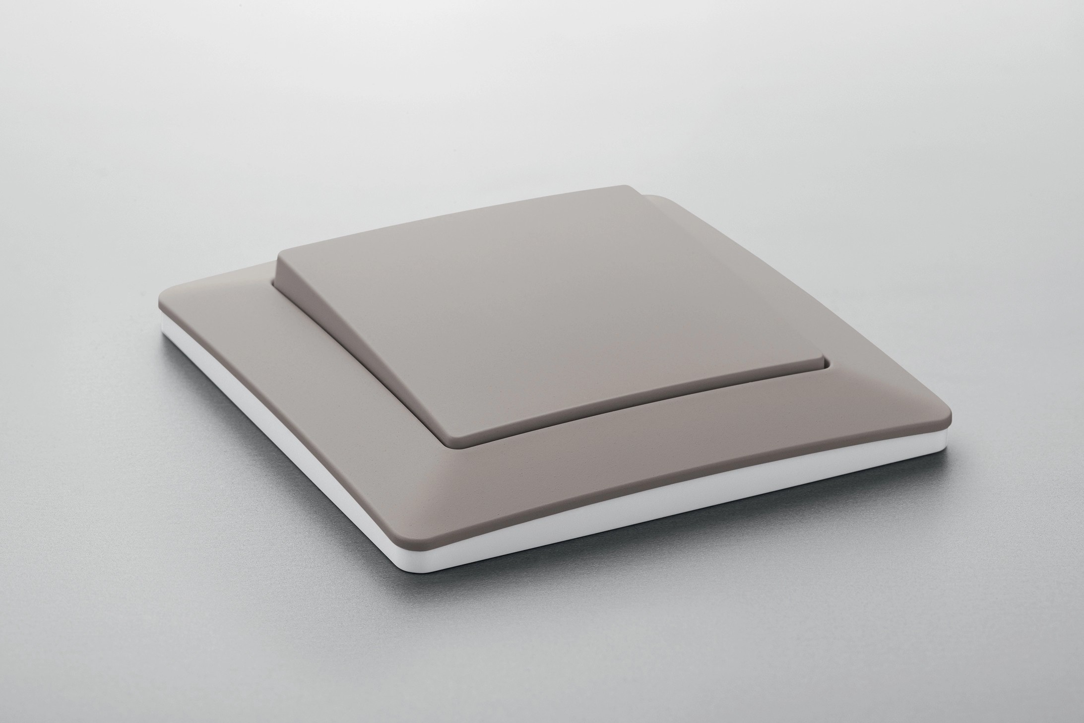 ABB Zásuvka 1-násobná Zoni, matná černá nakoupit u OBI