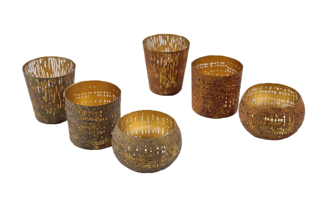 Svícen Nanja, 6 druhů, 7 x 8 x 7 cm koupit v OBI