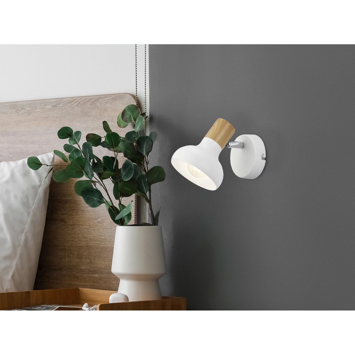 REALITY Bodové svítidlo LATIKA bílé matné 1 x E14 max. 10 W, 12 x 17 x ...