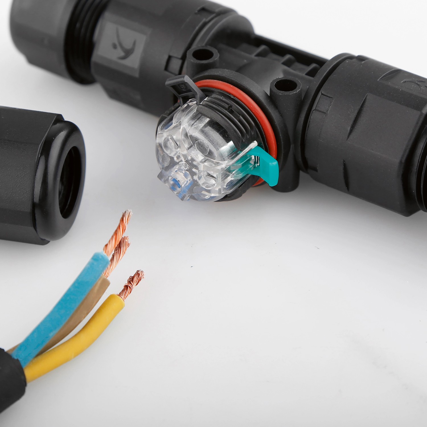 Vodotěsná kabelová spojka "T", IP68, 3x 1,0-2,5 mm2, 250V/16A nakoupit ...